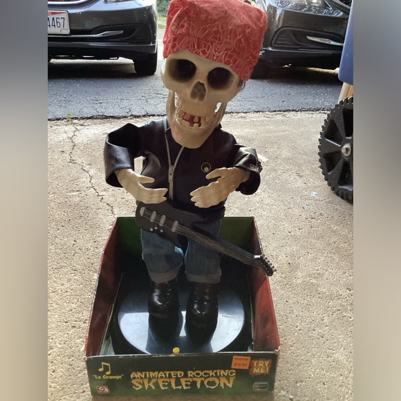 Gemmy | Holiday | Vintage Gemmy Skeleton Dancing Guitar Biker Sings Zz ...